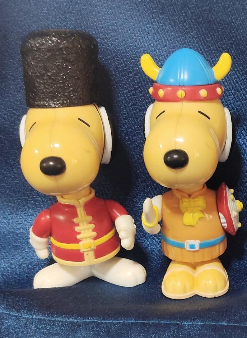 5 VINTAGE SNOOPY Figures: UK, Switzerland, Norway, Scotland, Ireland - Etsy