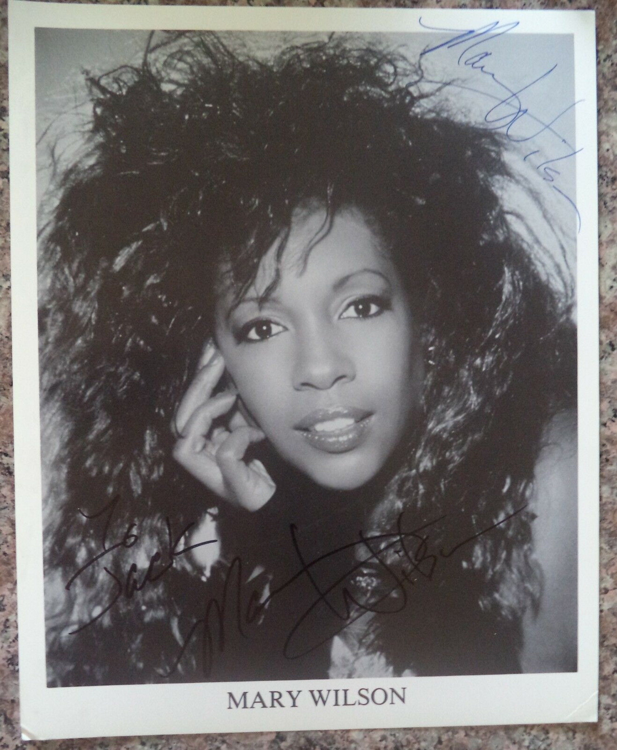 MARY WILSON (1944 – 2021), Hand Signed 8in X 10in Publicity Photo the ...