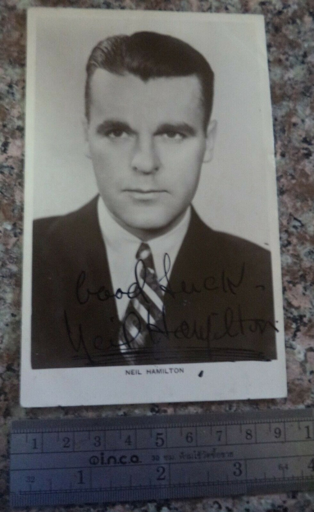 NEIL HAMILTON (1899 – 1984) Autograph, Hand Signed on a PICTUREGOER ...