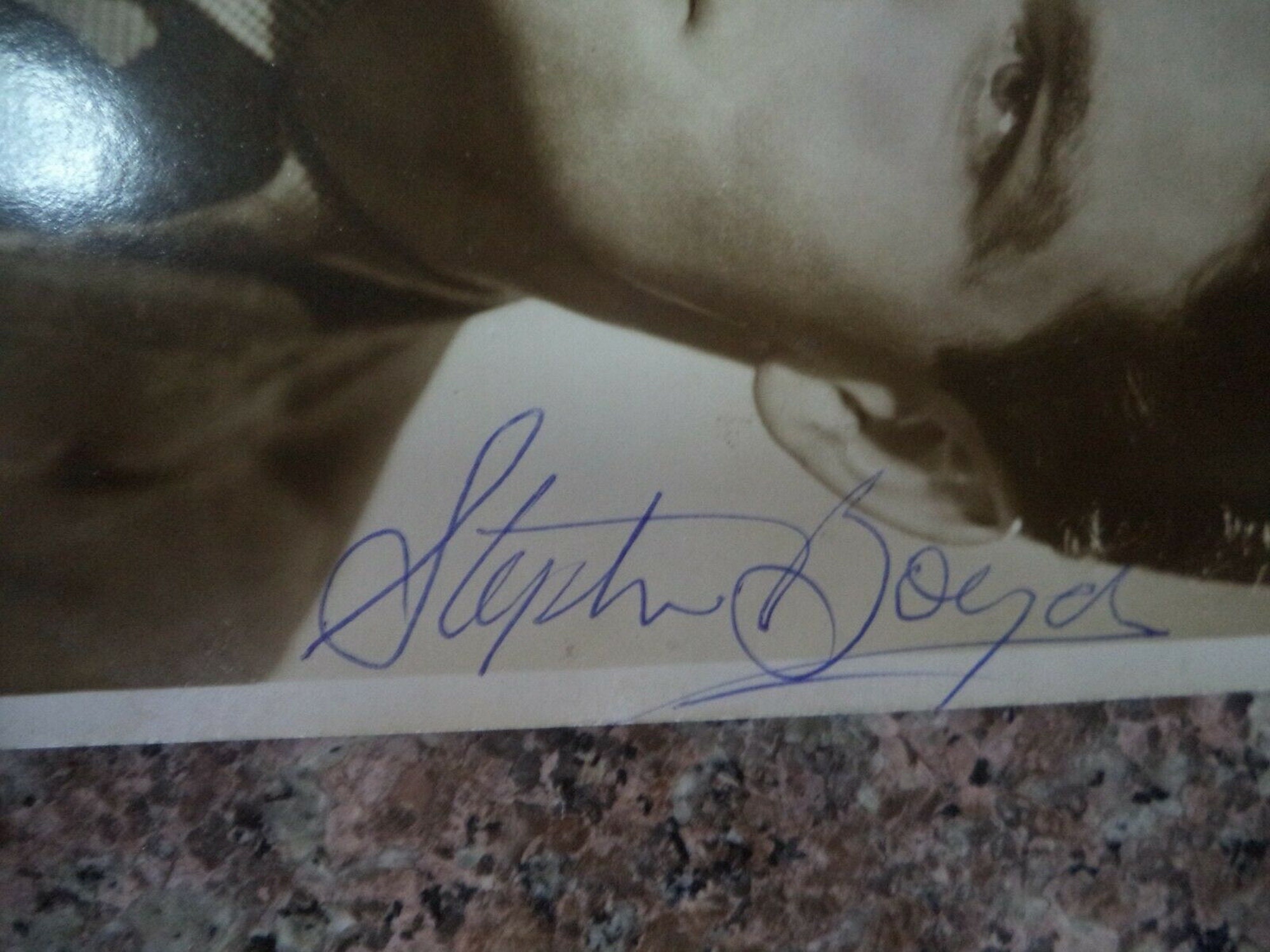 STEPHEN BOYD (1931 – 1977) Autograph, Hand Signed on a PICTUREGOER ...