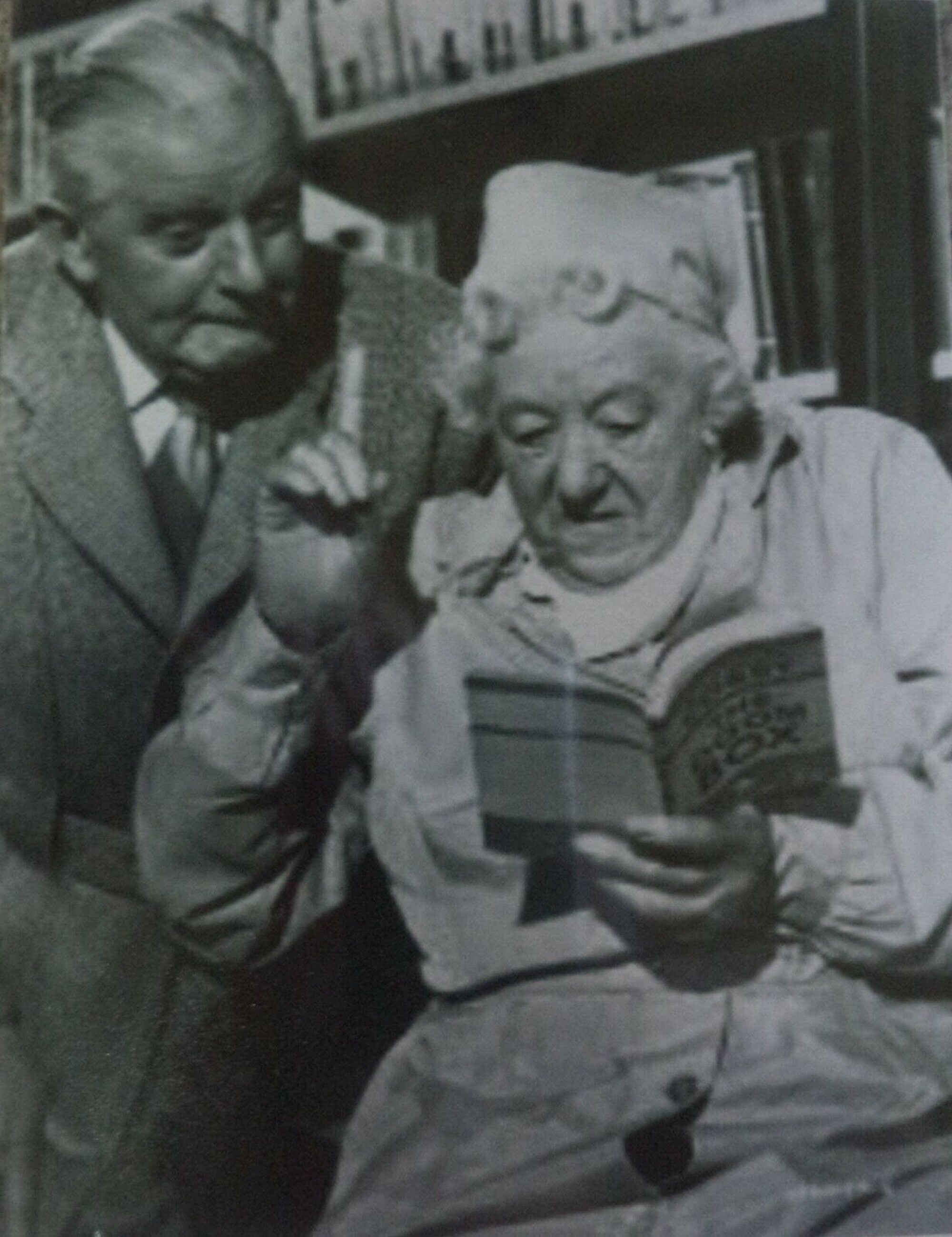 MARGARET RUTHERFORD and Stringer Davis Autographs, Hand Signed 1954 ...
