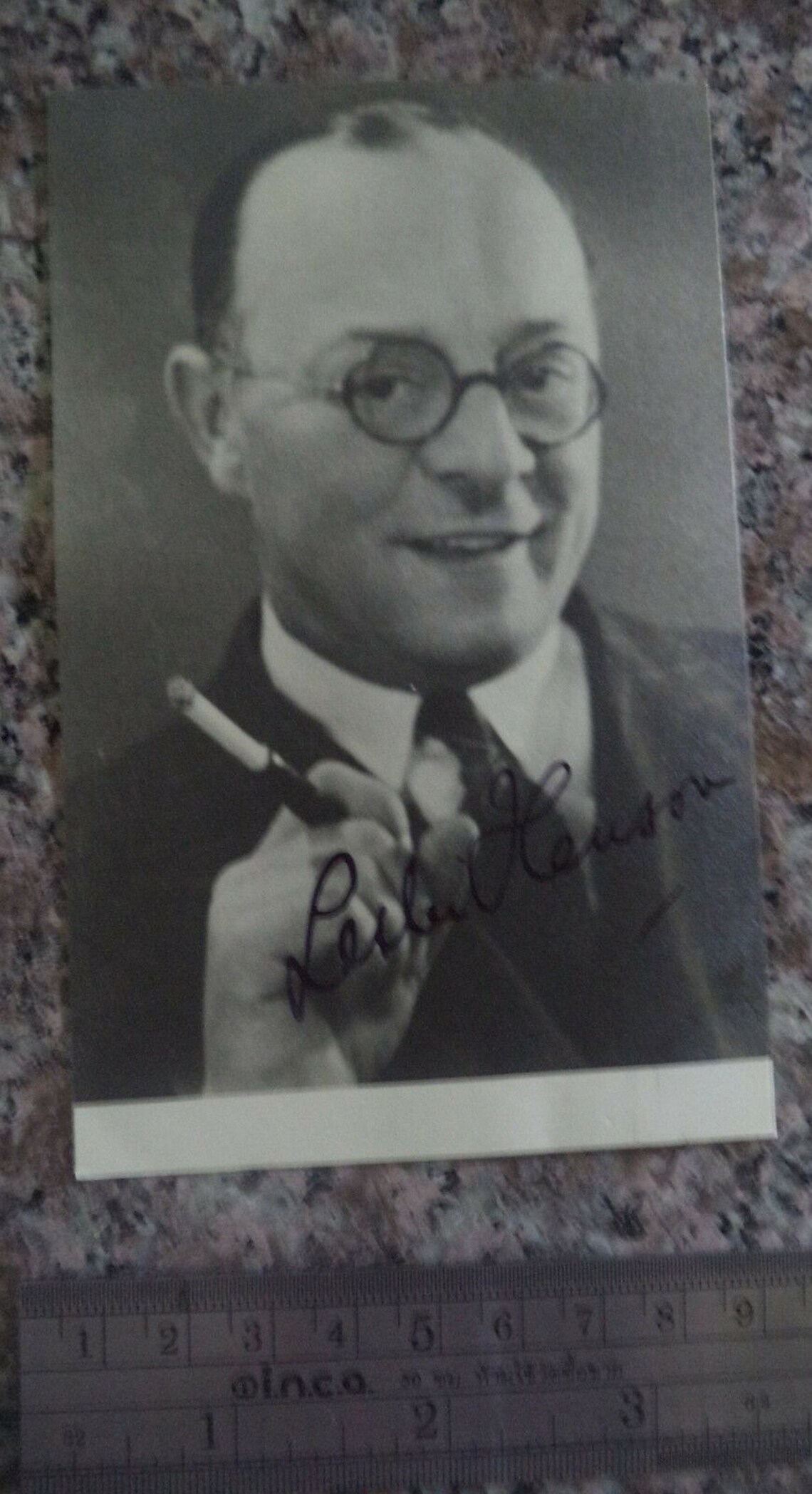 LESLIE HENSON (1891 – 1957) Autograph, Hand Signed Photo GAINSBOROUGH ...
