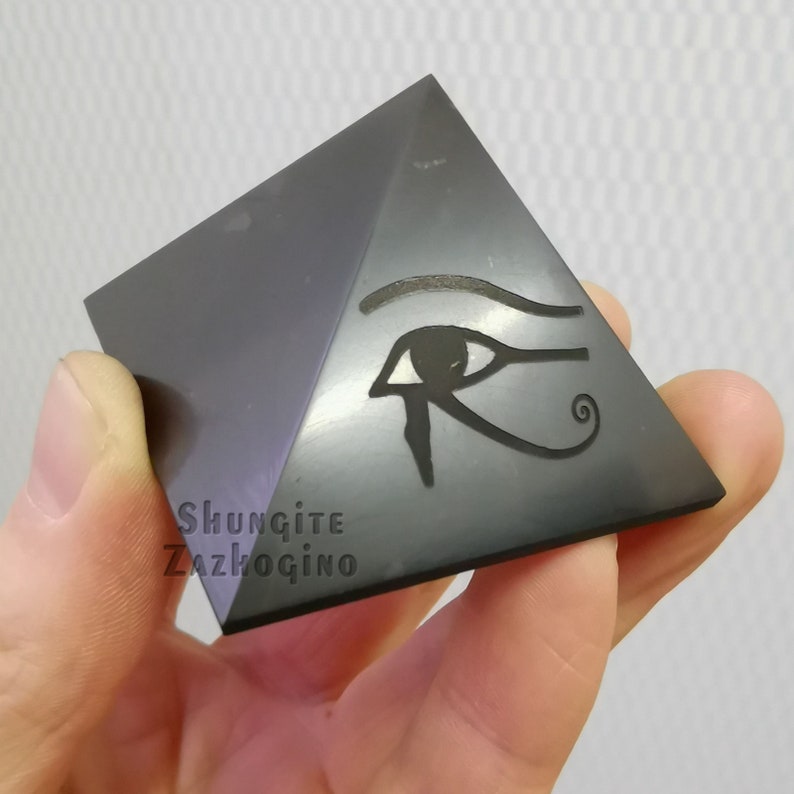 Eye of Horus – Egyptian Pyramid of Giga - Made of Rare Stone Shungite ...