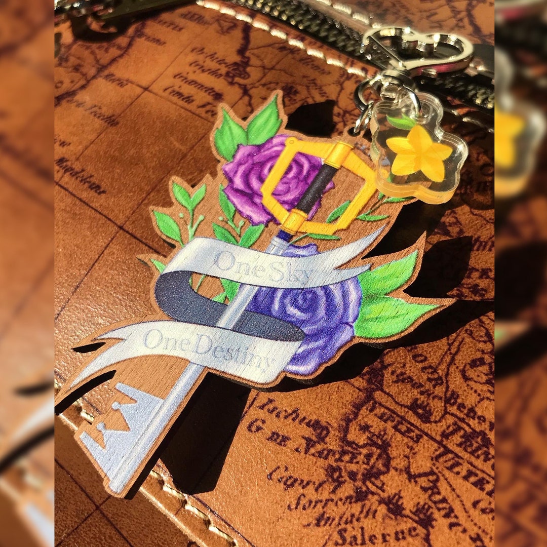 Kingdom Key Wooden Keychain || KH Keychain || Paopu Fruit Keychain ...