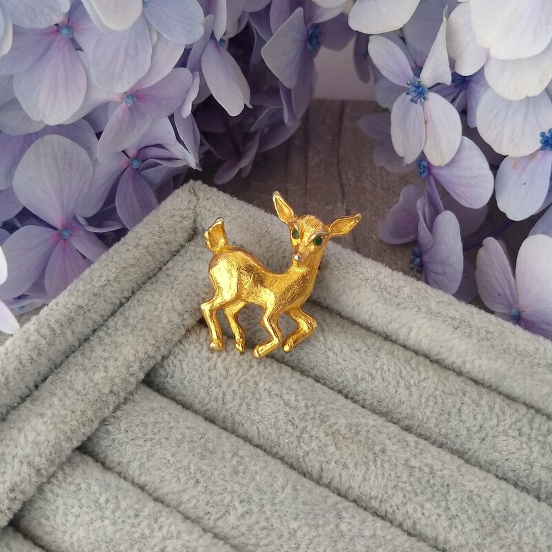 Deer Brooch - Etsy