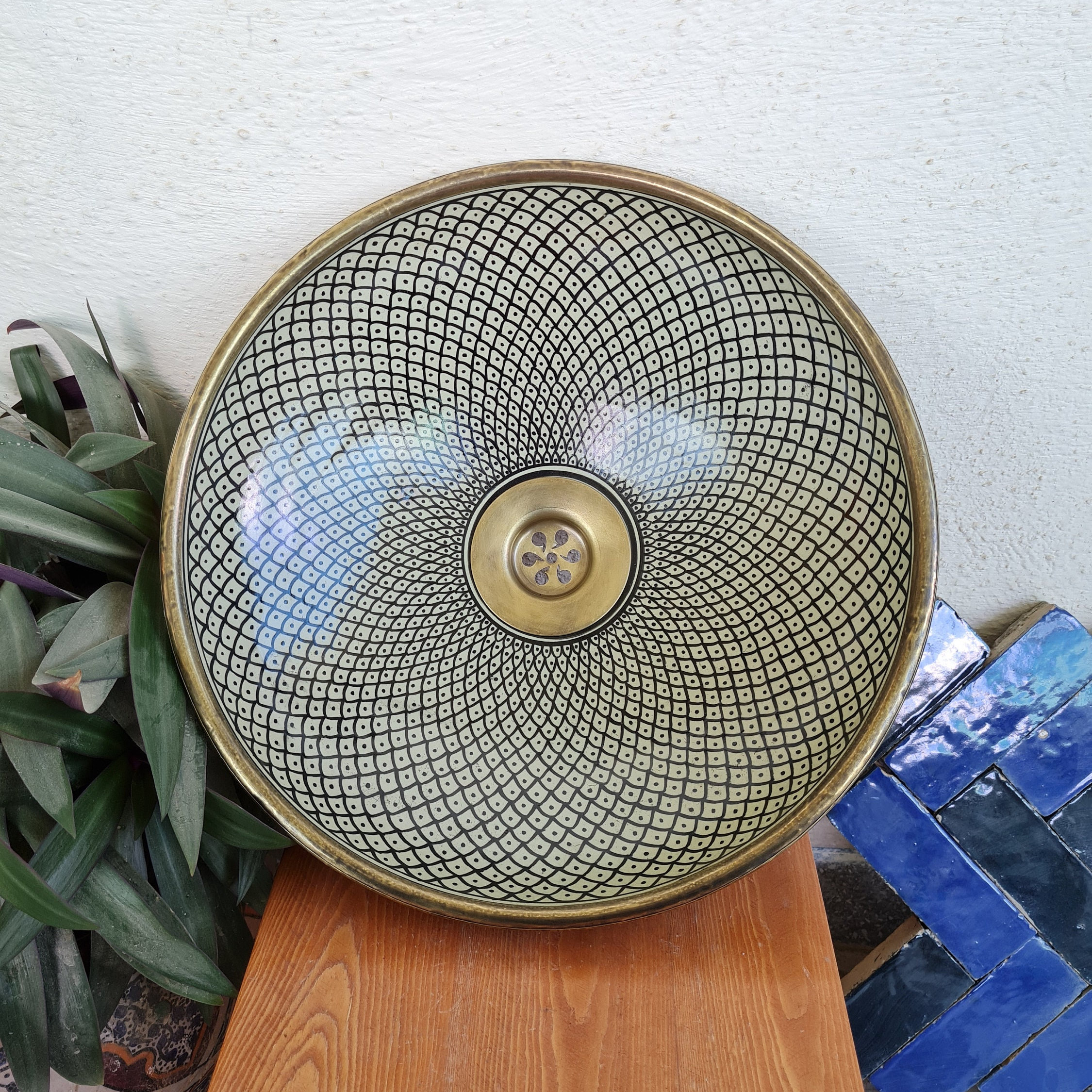 CUSTOMIZABLE Brushed Brass Rim Bathroom Sink Brass & Ceramic - Etsy