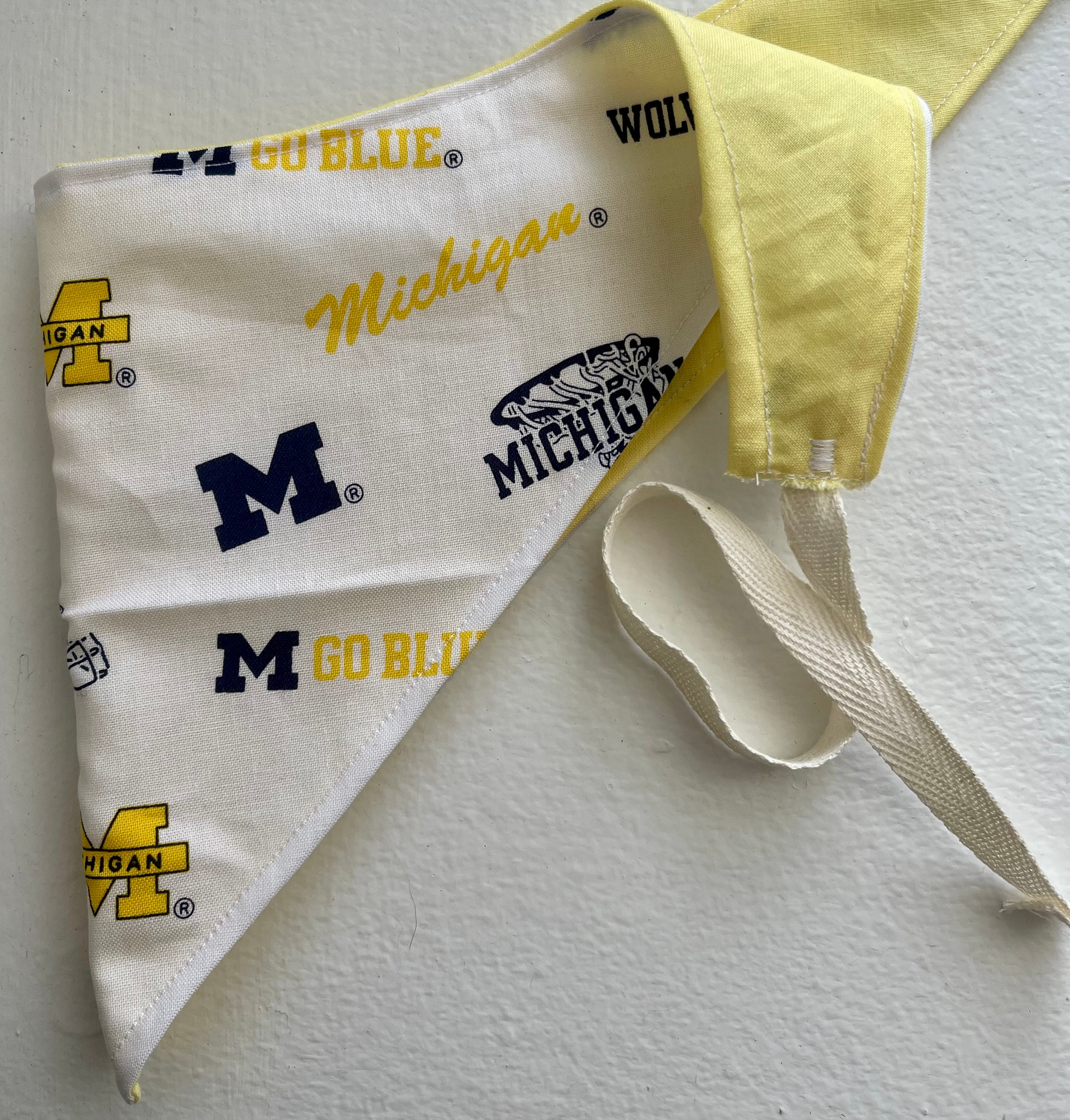 Reversible Curved Tie-on Dog Bandana University of Michigan Dog Bandana ...