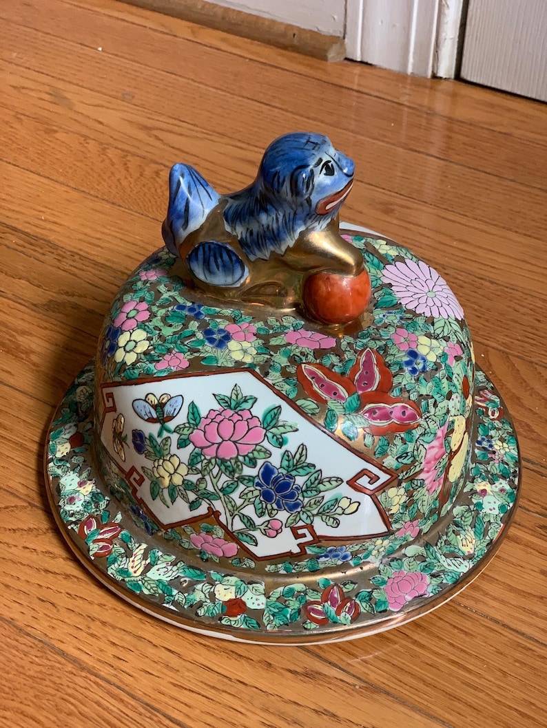 Rose Medallion Famille Rose Foo Lion Temple Jar With Mahogany Stand ...