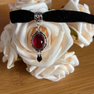 Victorian/gothic Blood Red Enchanting Velvet Choker With Extended Chain ...