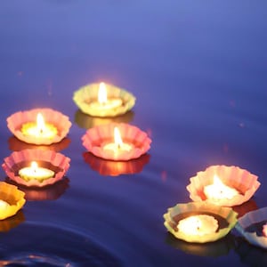 Small Floating Candles Biodegradable – Water Lanterns- Box of 6 - Etsy