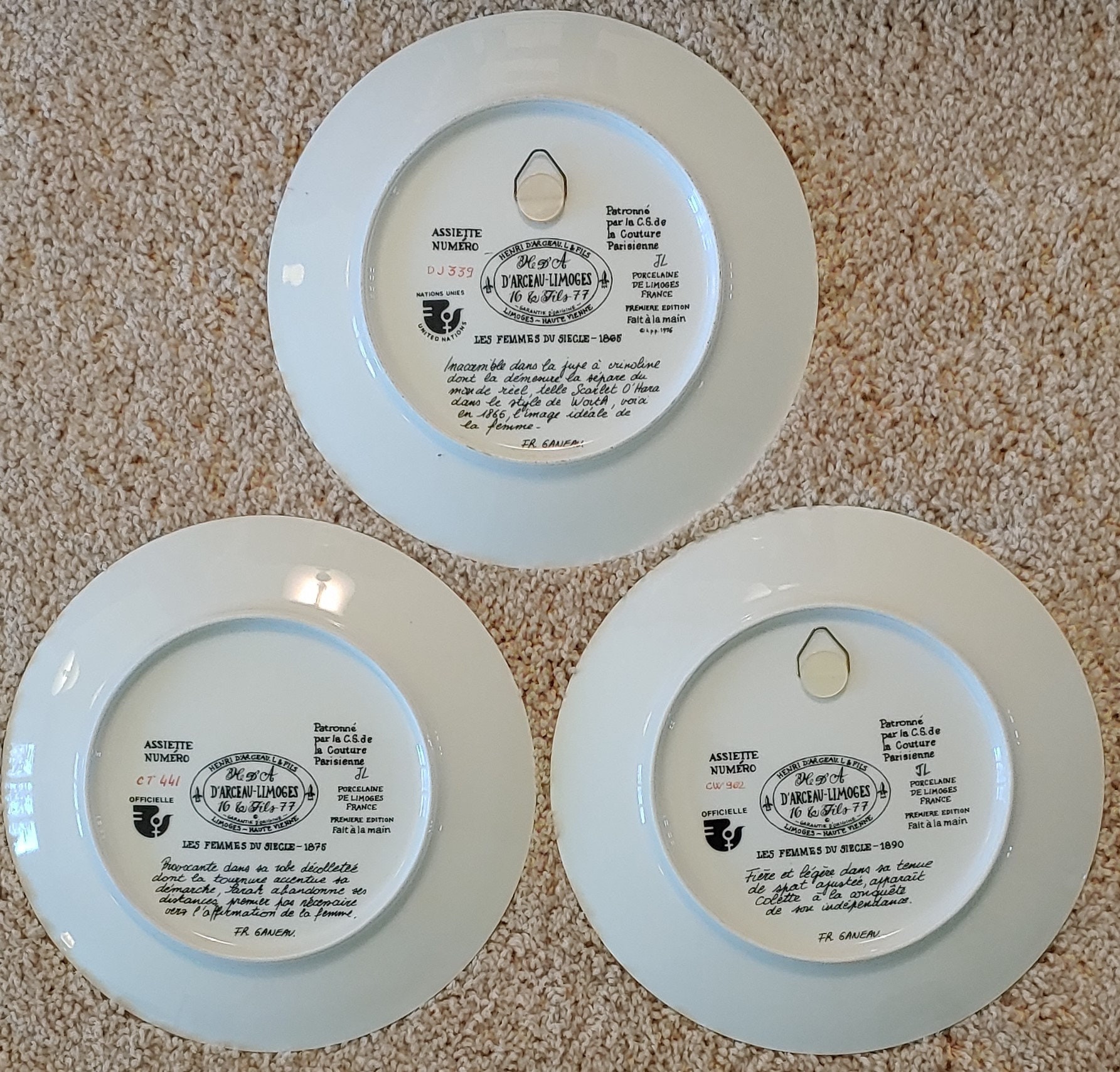 Women of the Century Plates: (please See Description.) Scarlet En ...