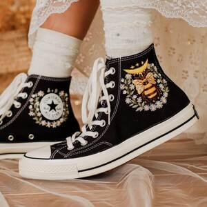 Custom Embroidered Converse, Vintage Bee Embroidered Shoes, Converse ...