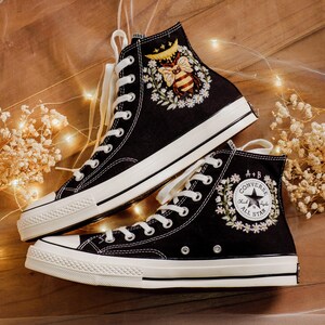 Custom Embroidered Converse, Vintage Bee Embroidered Shoes, Converse ...