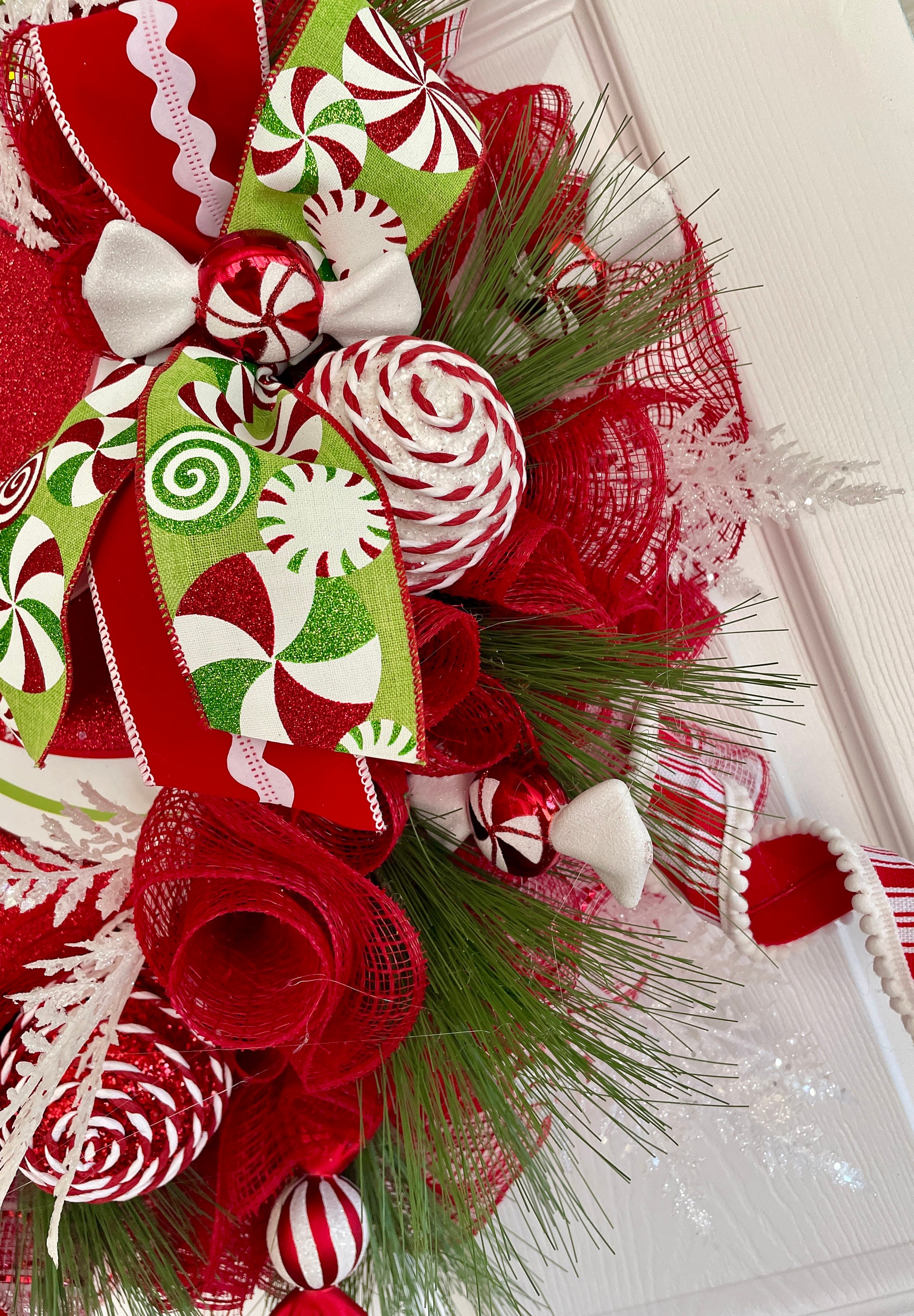 Christmas Peppermint Wreath, Christmas Door Wreath, Christmas Decor ...