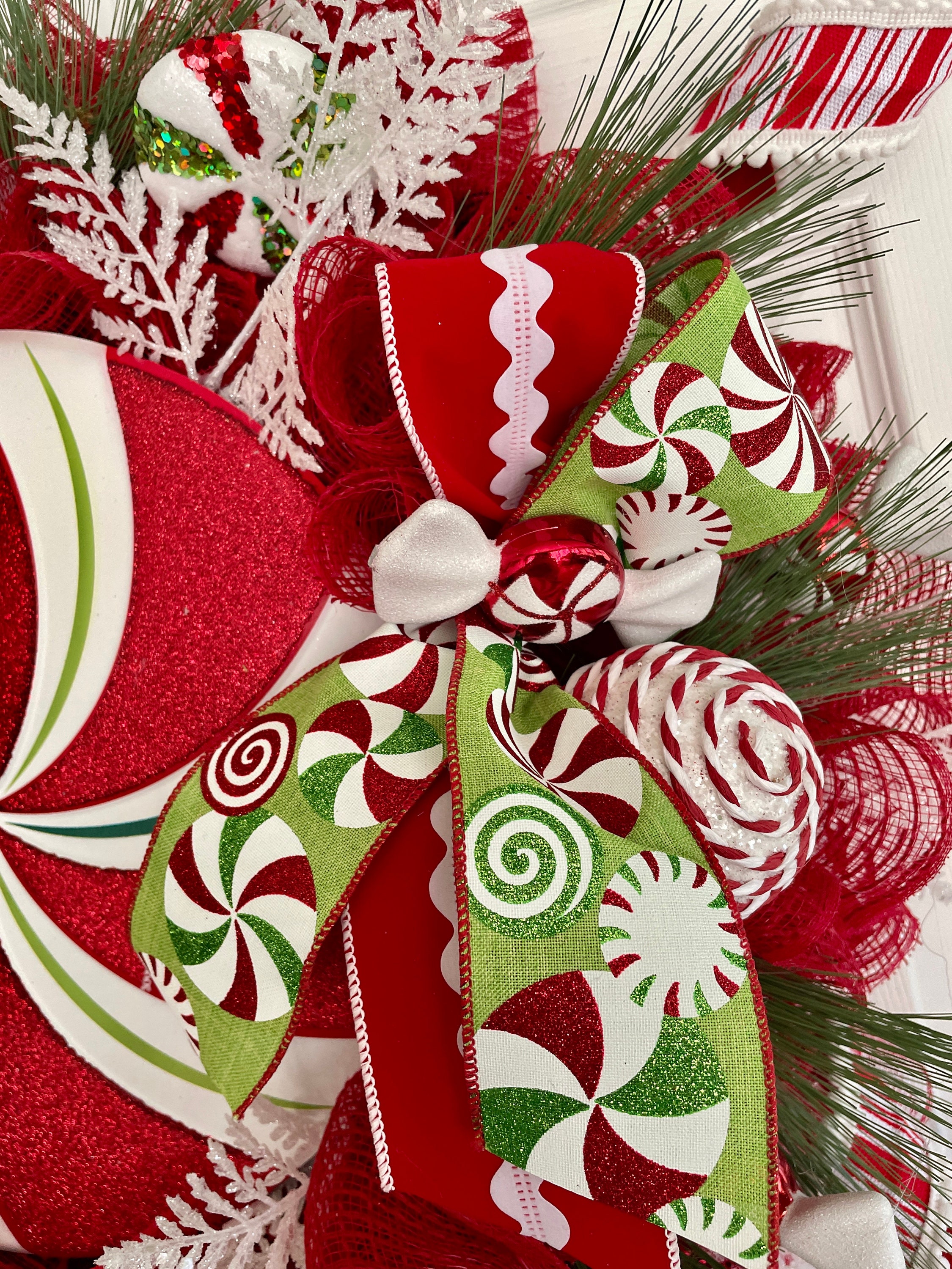 Christmas Peppermint Wreath, Christmas Door Wreath, Christmas Decor ...