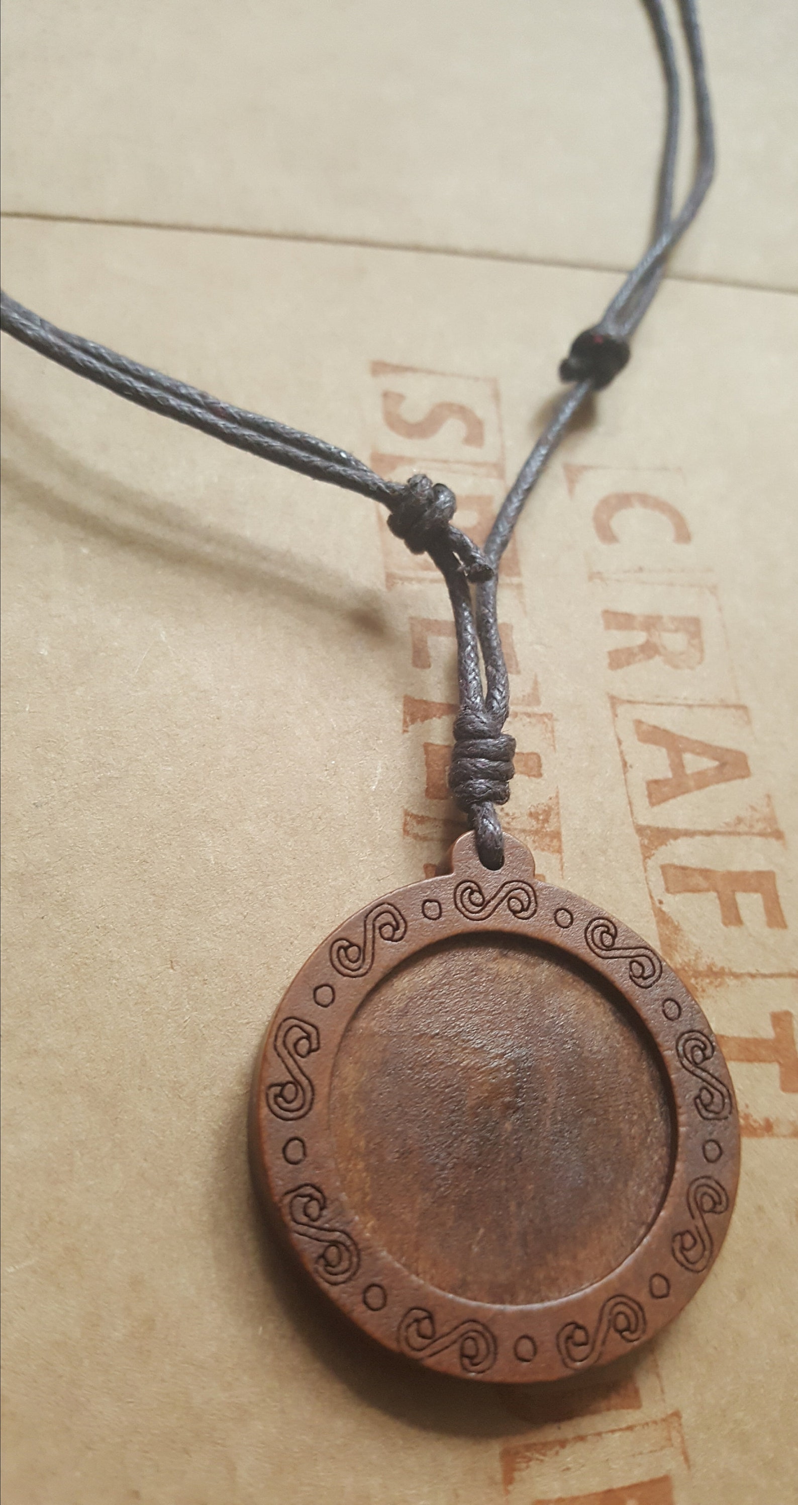 3 wooden Blank Necklace round base for cabochon 25mm DIY | Etsy