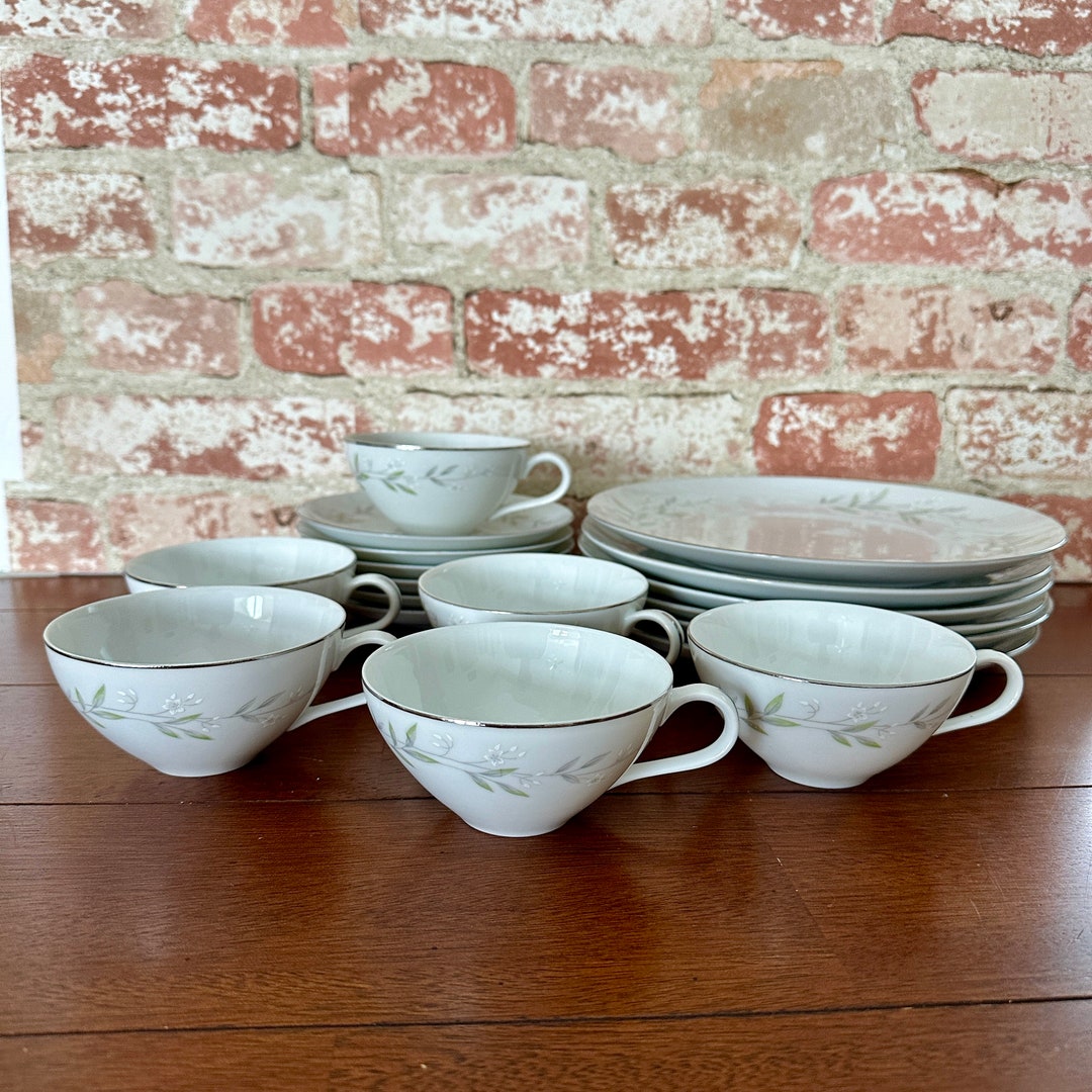 Vintage China Set, St. Regis 101, 18 Pc Set, 6 Place Settings, Made in ...