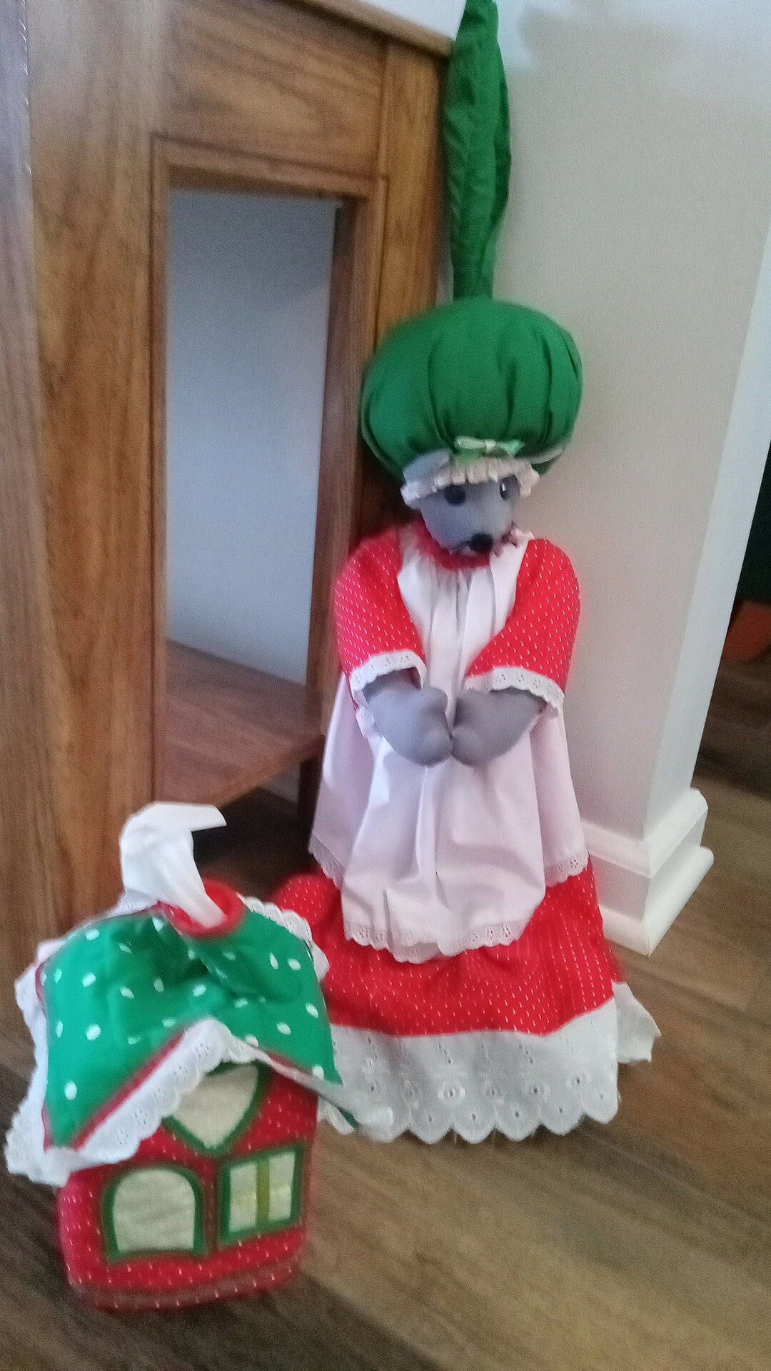 Vintage Fabric Sewn Whisk Broom Christmas Mouse, Christmas House ...