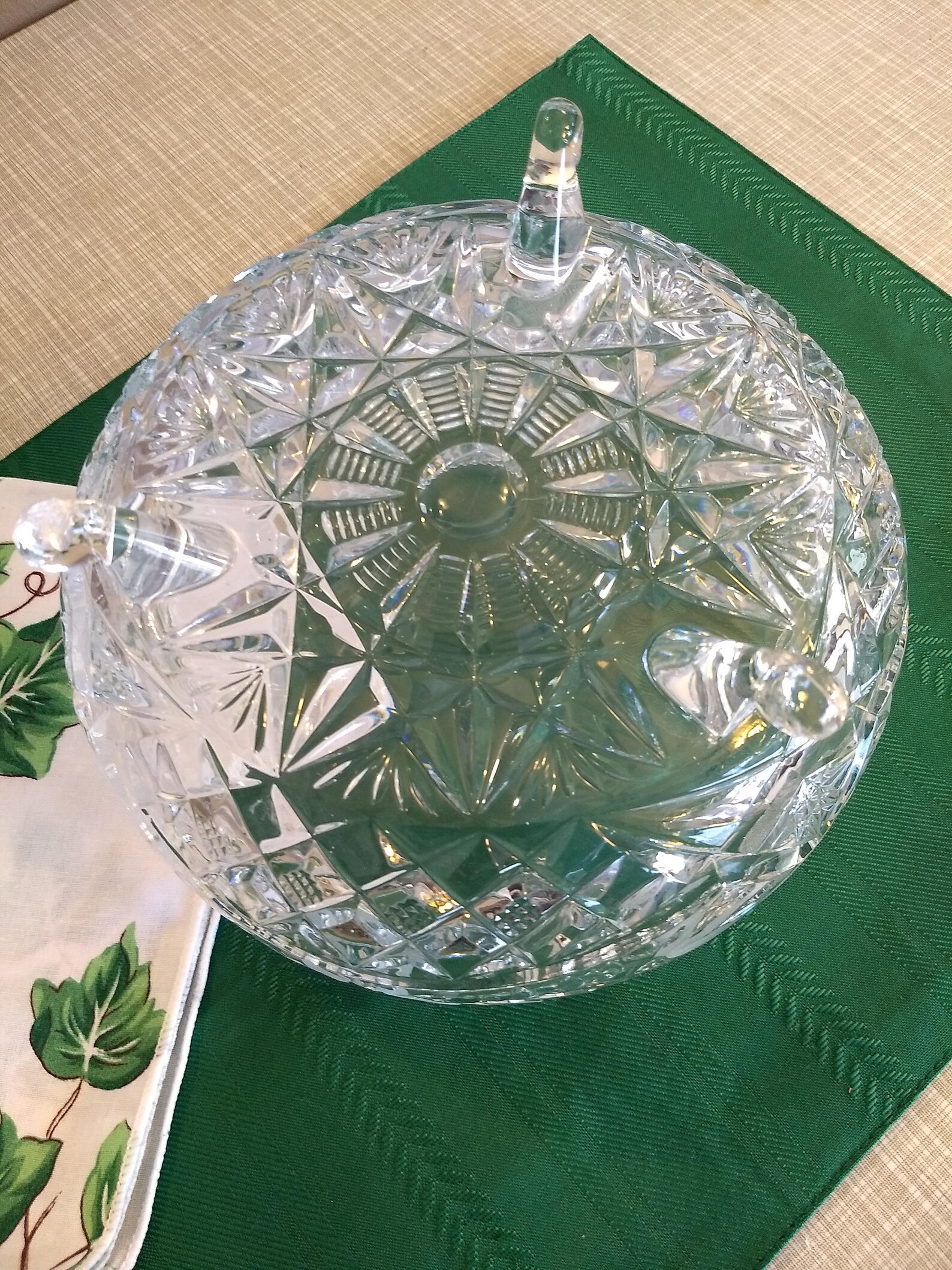 Stunning Cut Crystal Foot Bowl - Etsy