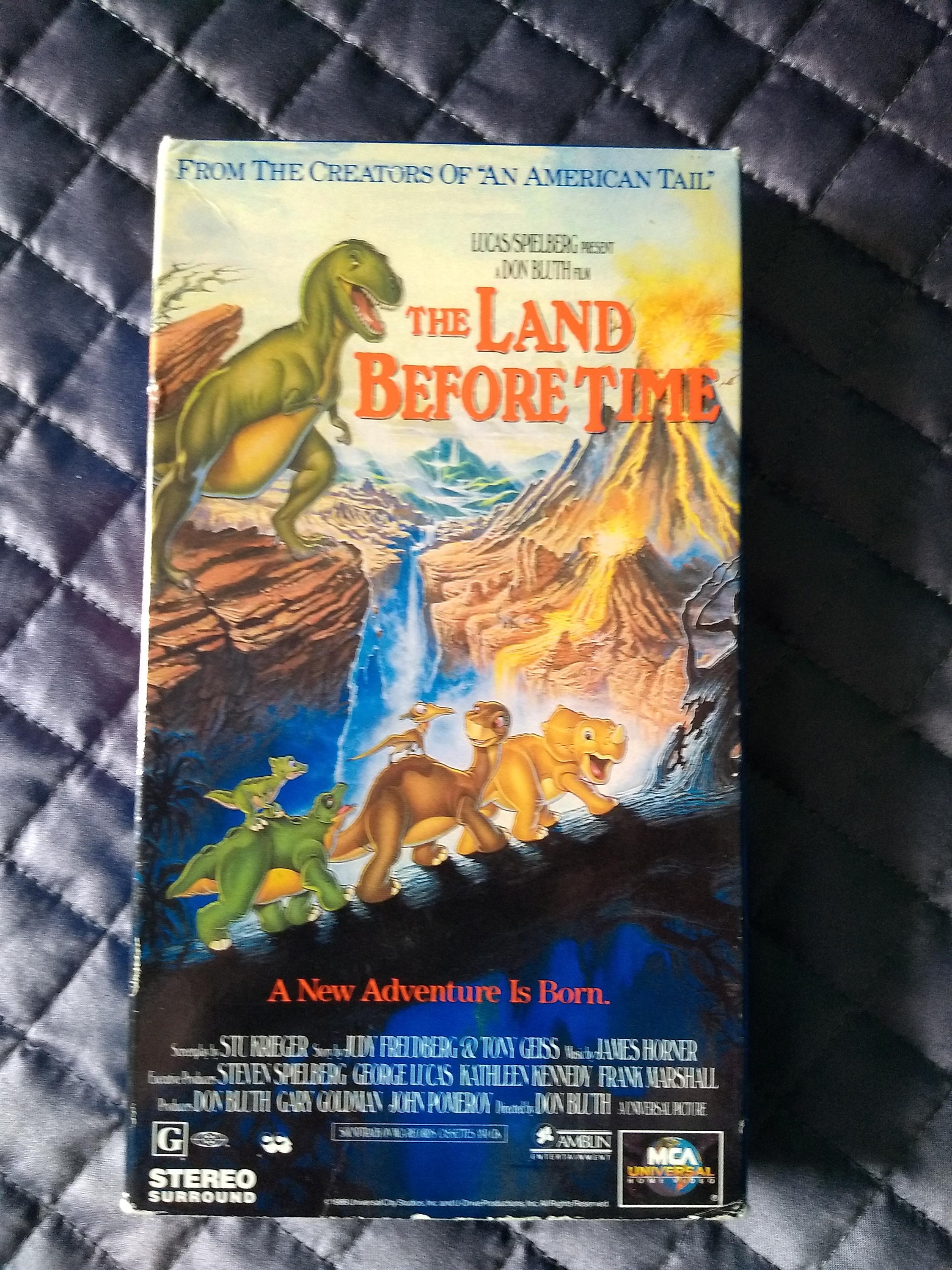 VINTAGE VHS Video Tapes-angel Wings, Charlotte's Web, Land Before Time ...