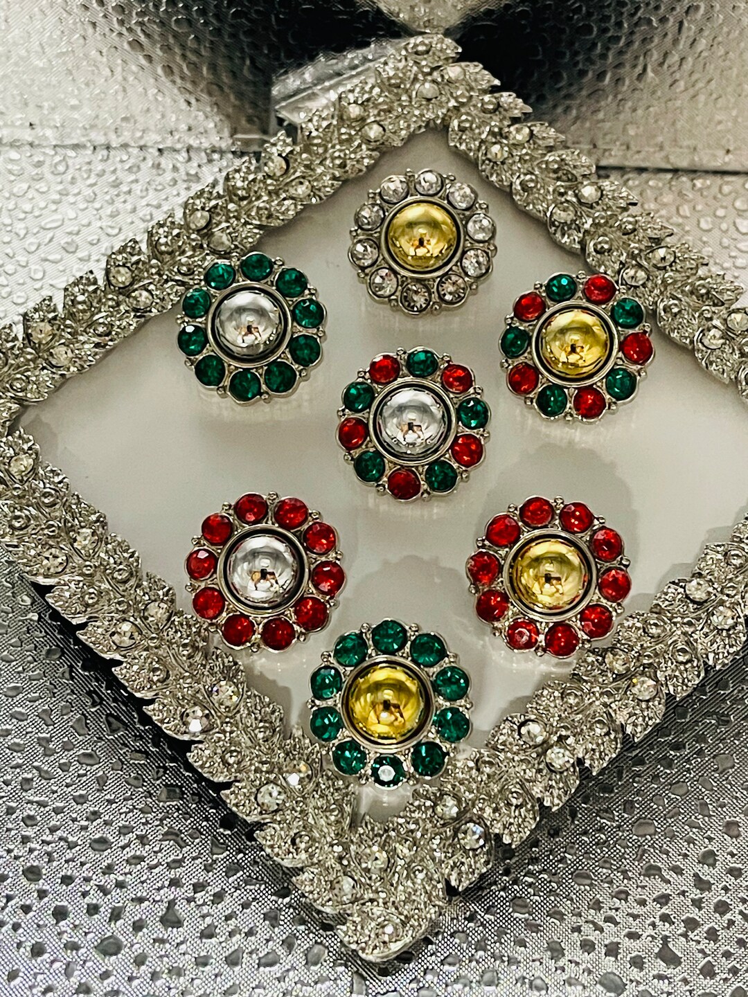 Christmas Rhinestone Shank Buttons: Red and Green Acrylic, 7 Pcs - Etsy