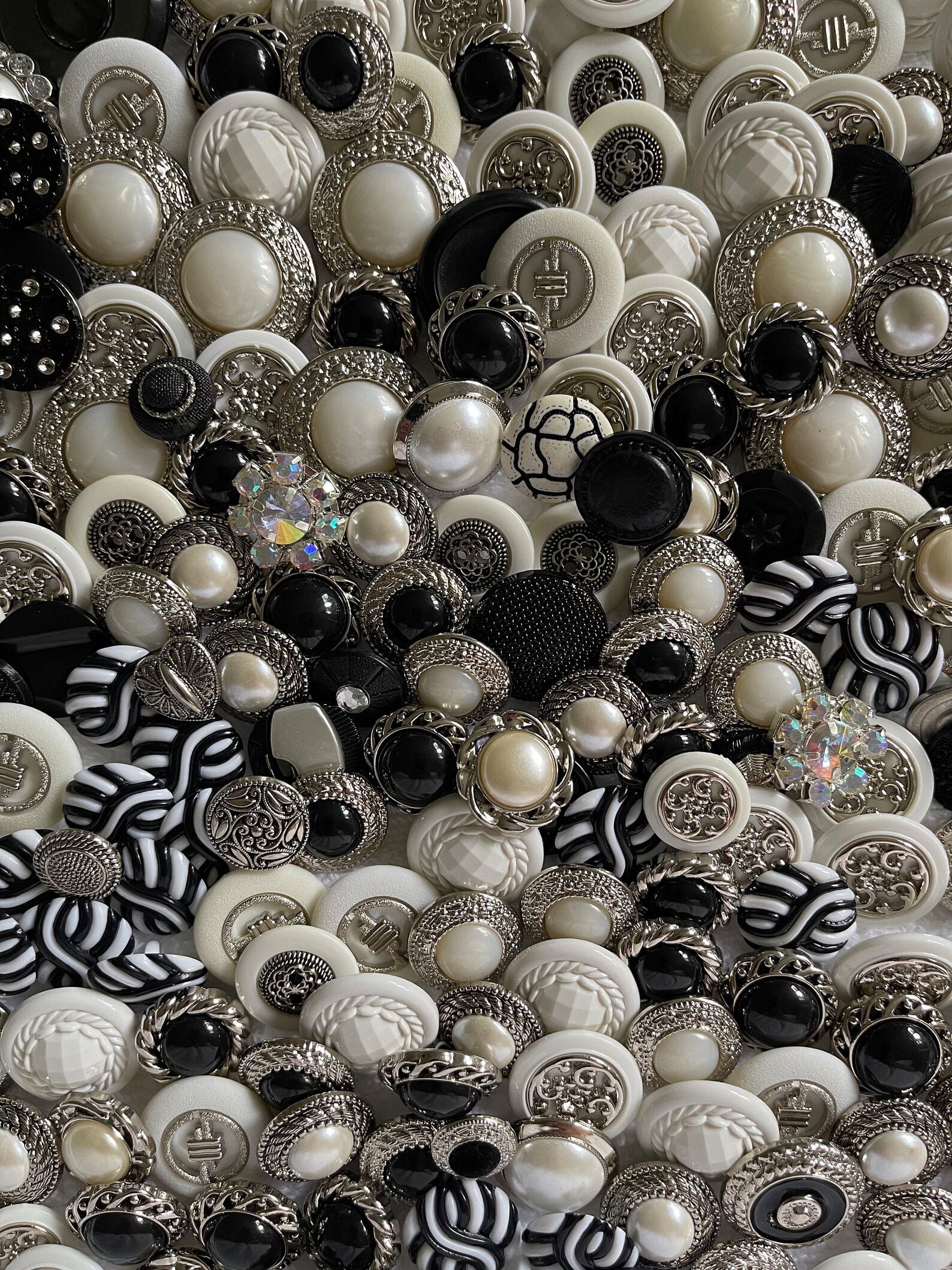 Vintage Style Buttons: Mixed Lot of Rhinestone, Pearl, and Metal ...