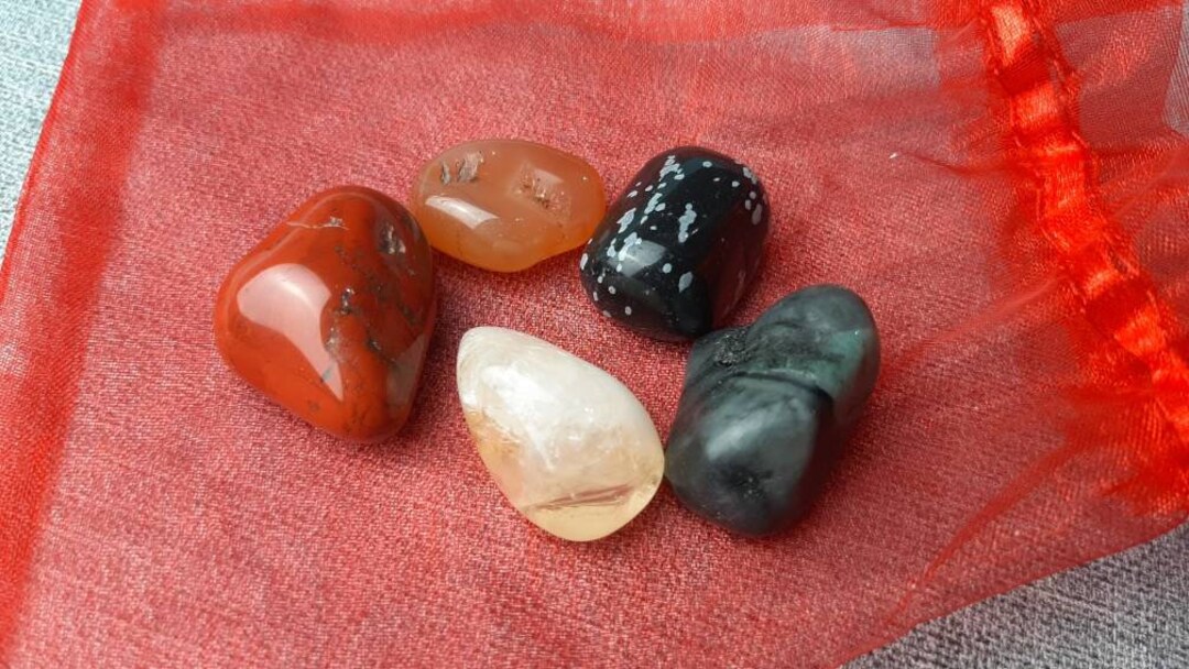 Yule Crystal Gift Set Christmas Gift Tumbled Stones Winter Solstice ...