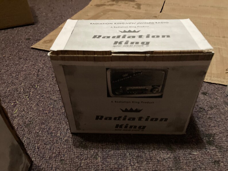 Fallout Radiation King Round Top Fan Art Real Working Radio for Cosplay ...