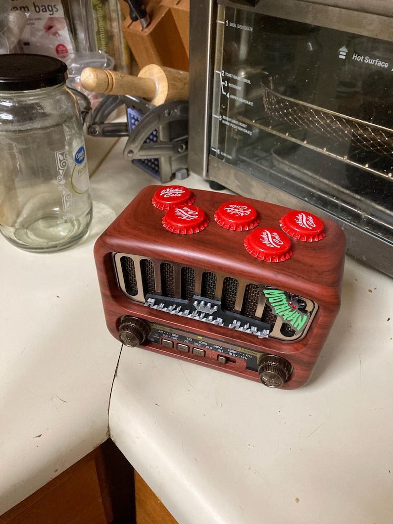Fallout Radiation King Round Top Fan Art Real Working Radio for Cosplay ...