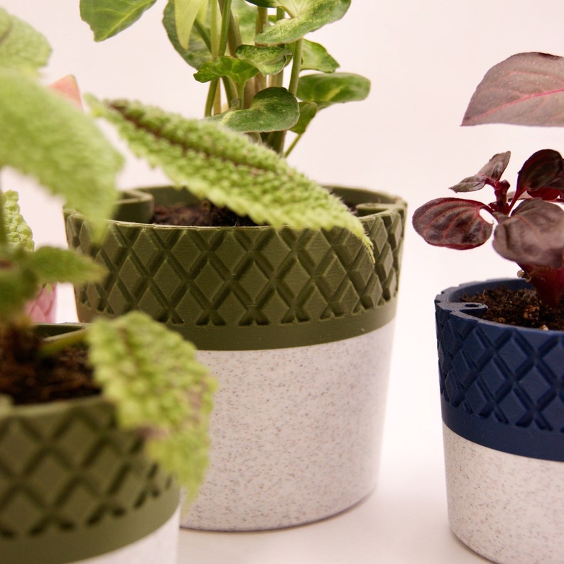 3D Printed Planter | Modern Two Tone Plant Pot With Reservoir | Self ...