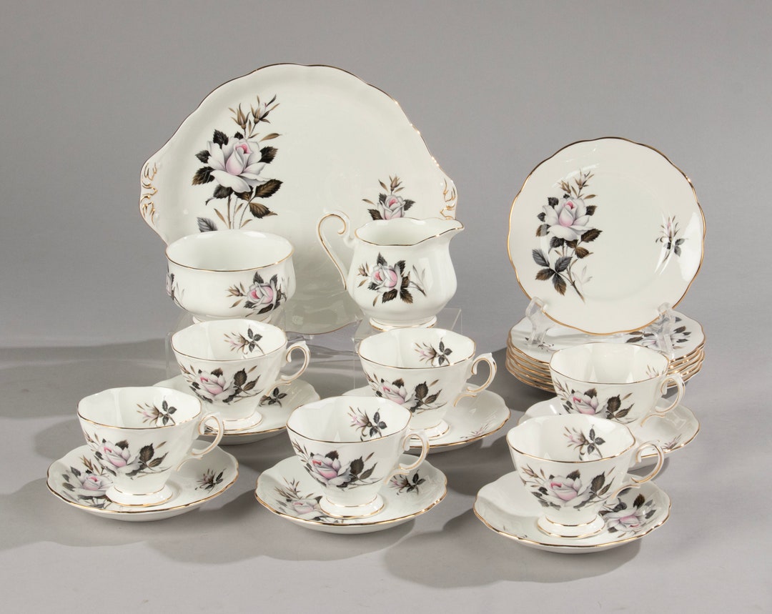 15-piece Tea and Cake Set - Royal Albert - Queen's Messenger - Etsy