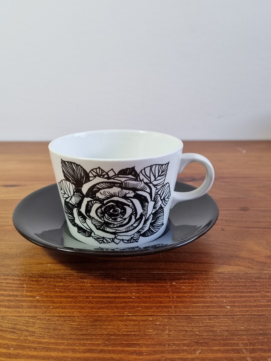 Arabia Black Rose musta Ruusu Tea Cup Ultra Rare Esteri Tomula Design ...