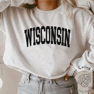 Retro Wisconsin Sweatshirt, Wisconsin Fan Crewneck Sweatshirt, Classy ...