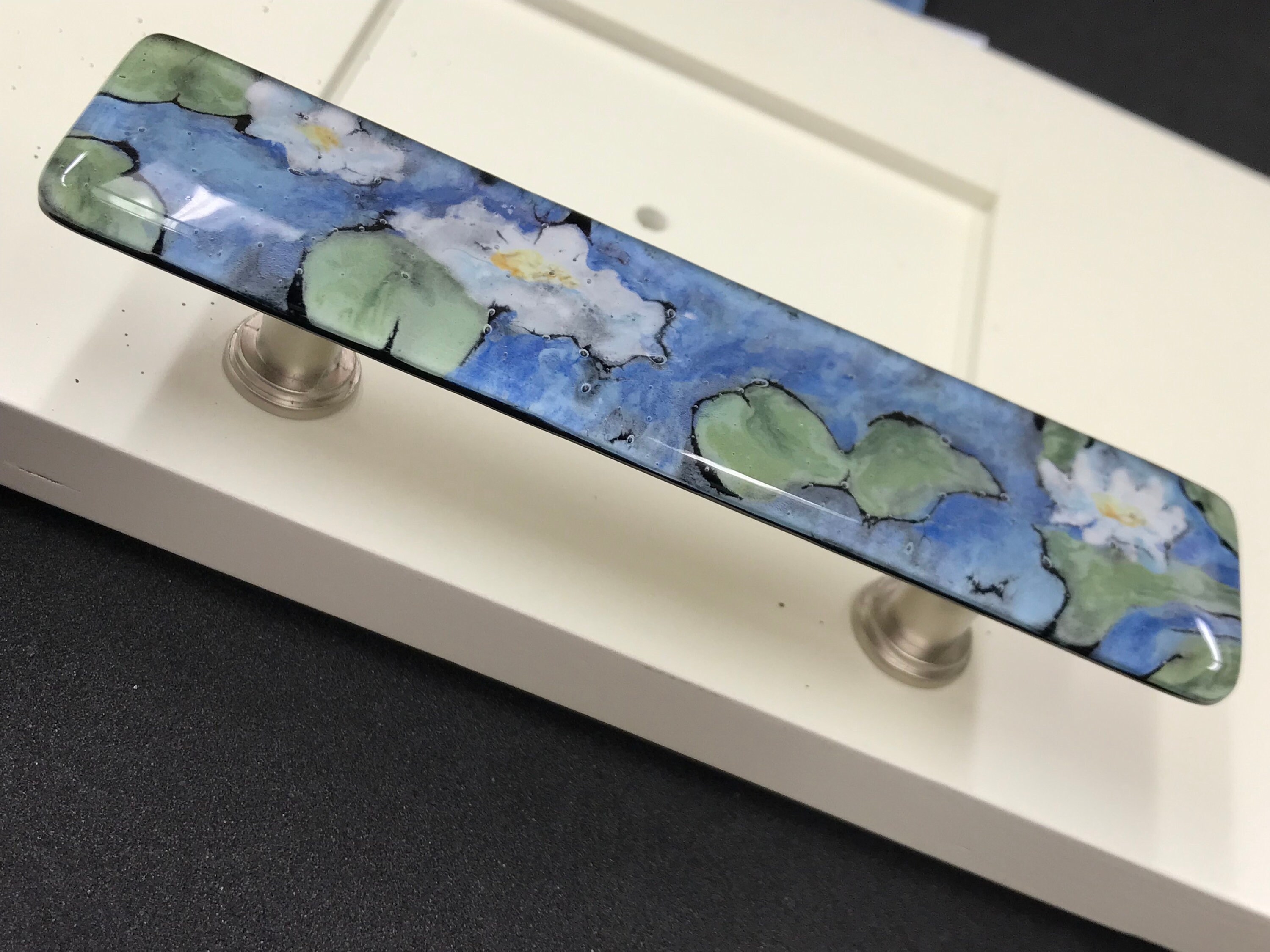 Elegance Fused Glass "by Charlie" Hand Crafted Drawer/cabinet Pulls & Knobs... Made to Order - Etsy