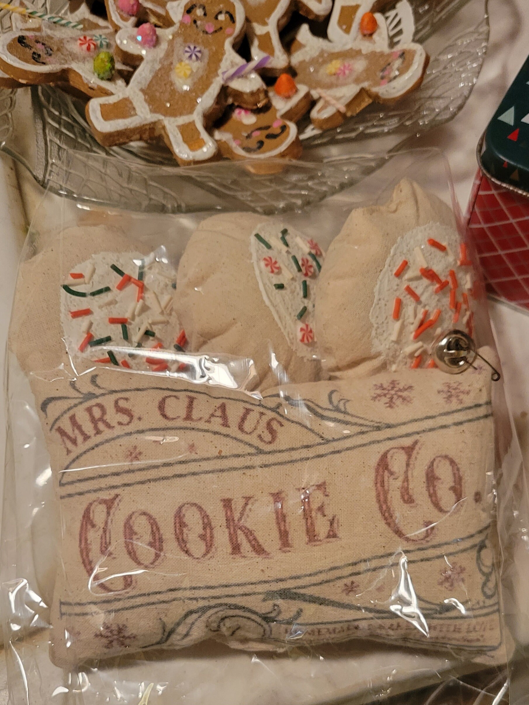 New Primitive Farmhouse Mrs. Claus Cookie CO. and Christmas Cookies ...
