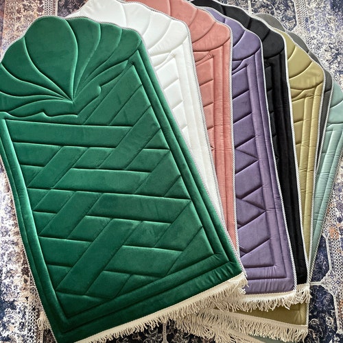 Luxury Prayer Mat/carpet Super Soft and Extra Thick Cushioned - Etsy