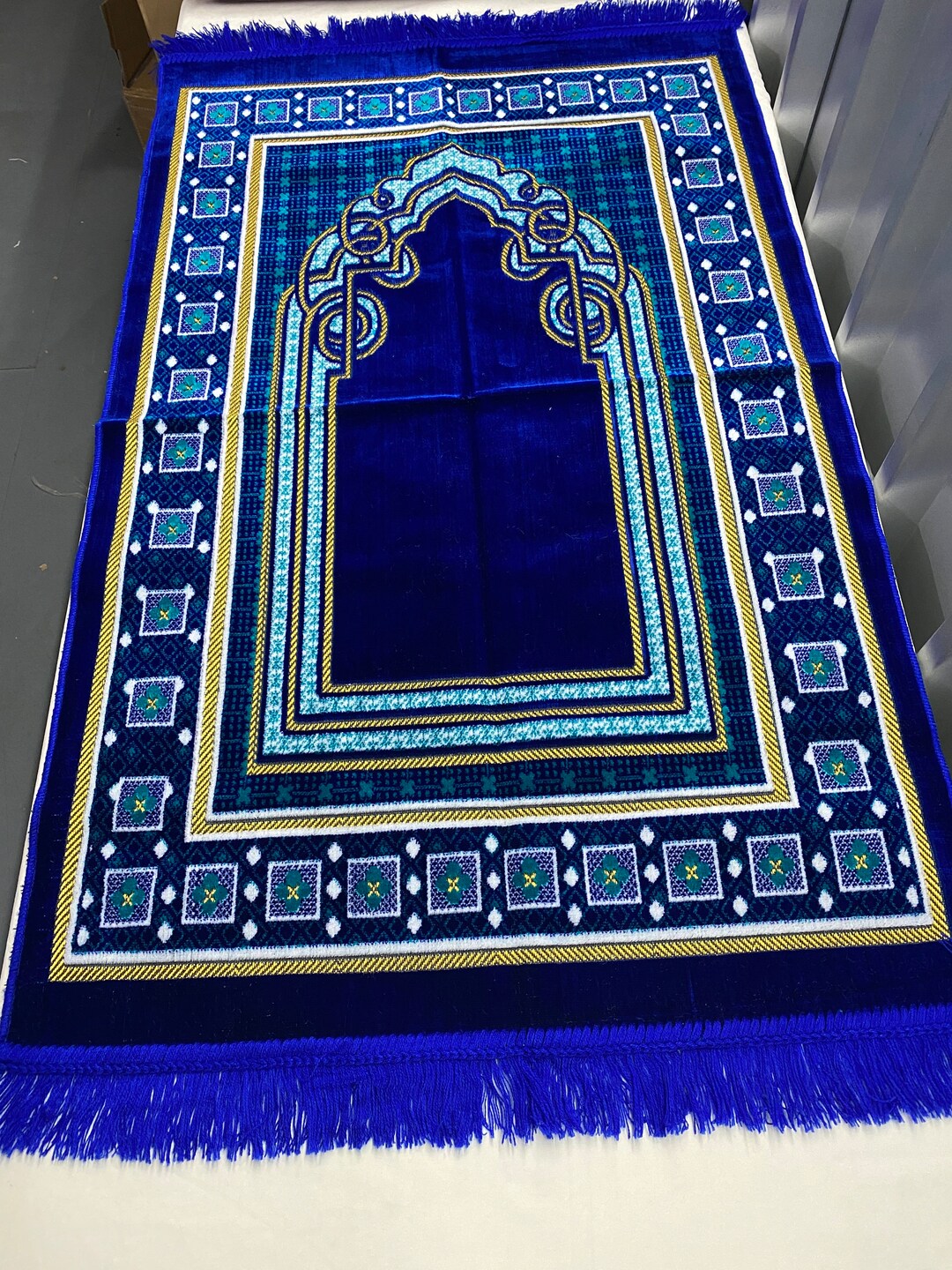 Prayer Mat/rug ,muslim Namaz Turkish Rug Lace Style Size 70 Cmx 110cm ...
