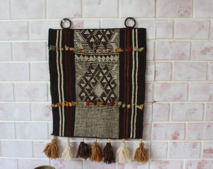 Vintage Kilim Wall Hanging, Ethnic Wall Rug, Bohemian Tapestry / W- 334 ...