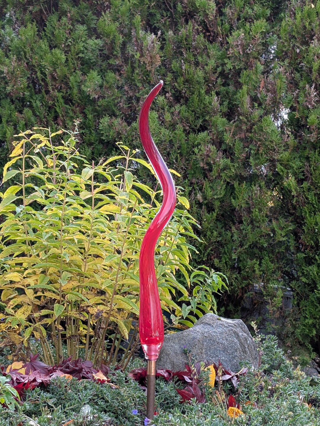 MALA #1162 Red/pink 2 Tone Opaque Fade to Transparent Glass Garden Yard ...