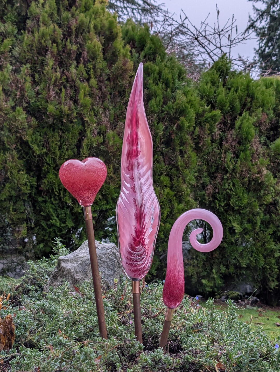 MALA #1215 F Pink Set of 3: Leaf, Fiddle, Heart Glass Garden Art Decor ...