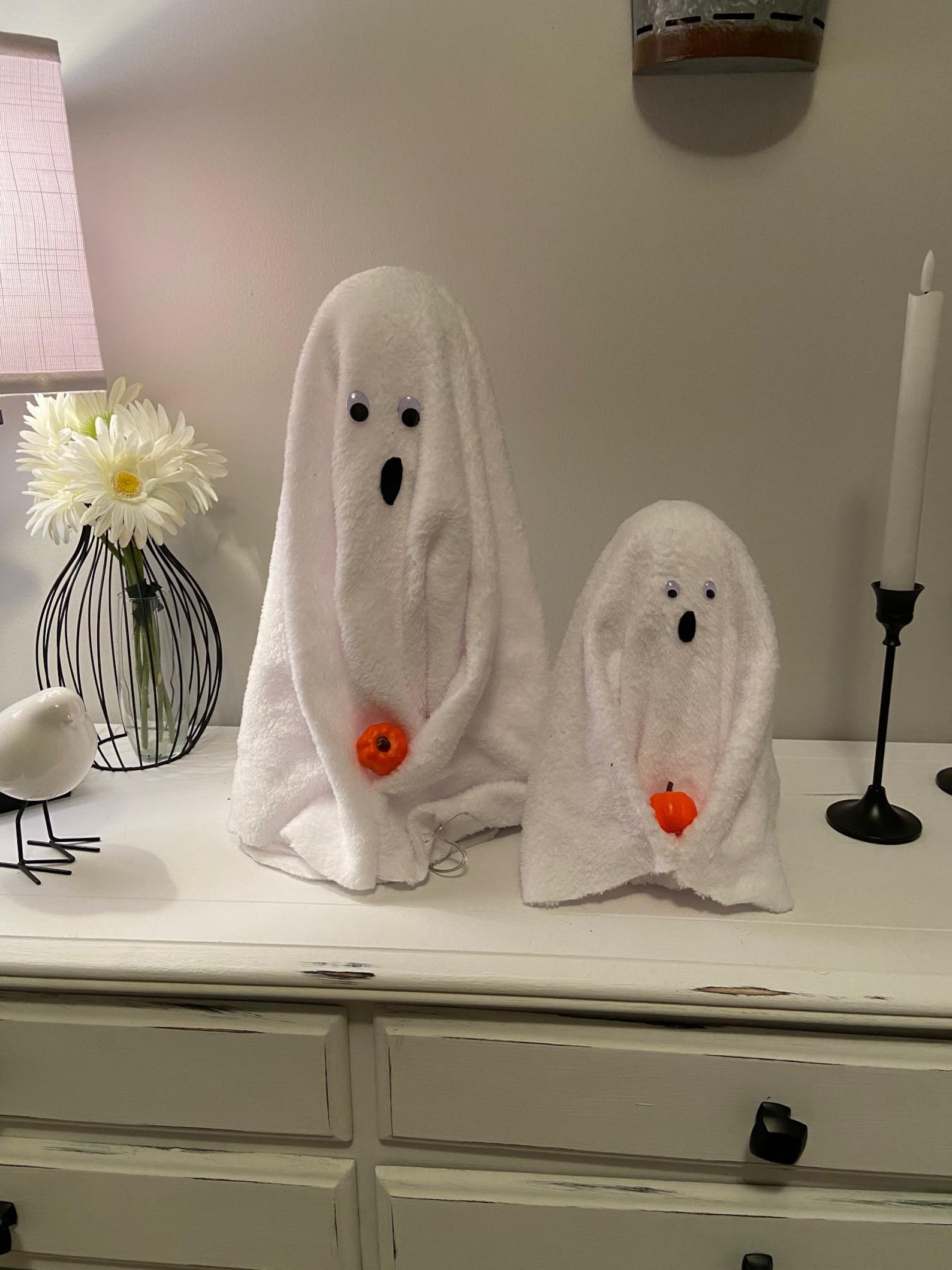 Lighted Sherpa Ghost: Handmade Halloween Tabletop Decor - Etsy