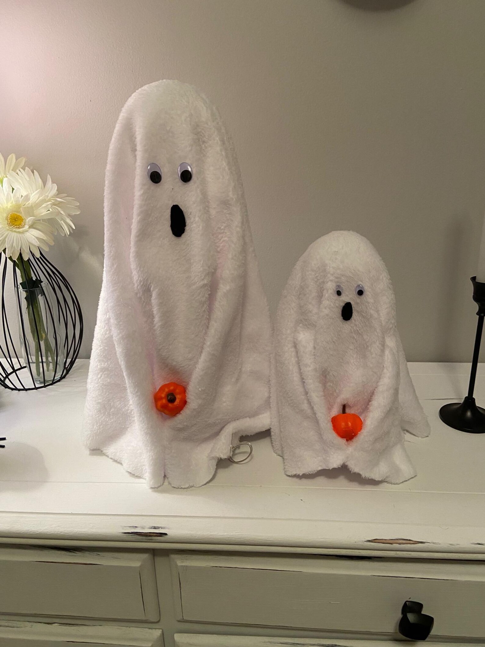 Lighted Sherpa Ghost: Handmade Halloween Tabletop Decor - Etsy