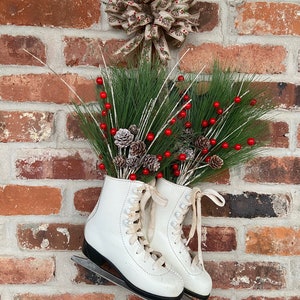 Ice Skate Door Hanger, Figure Skate Wall Hanger, White Skate Decoration ...