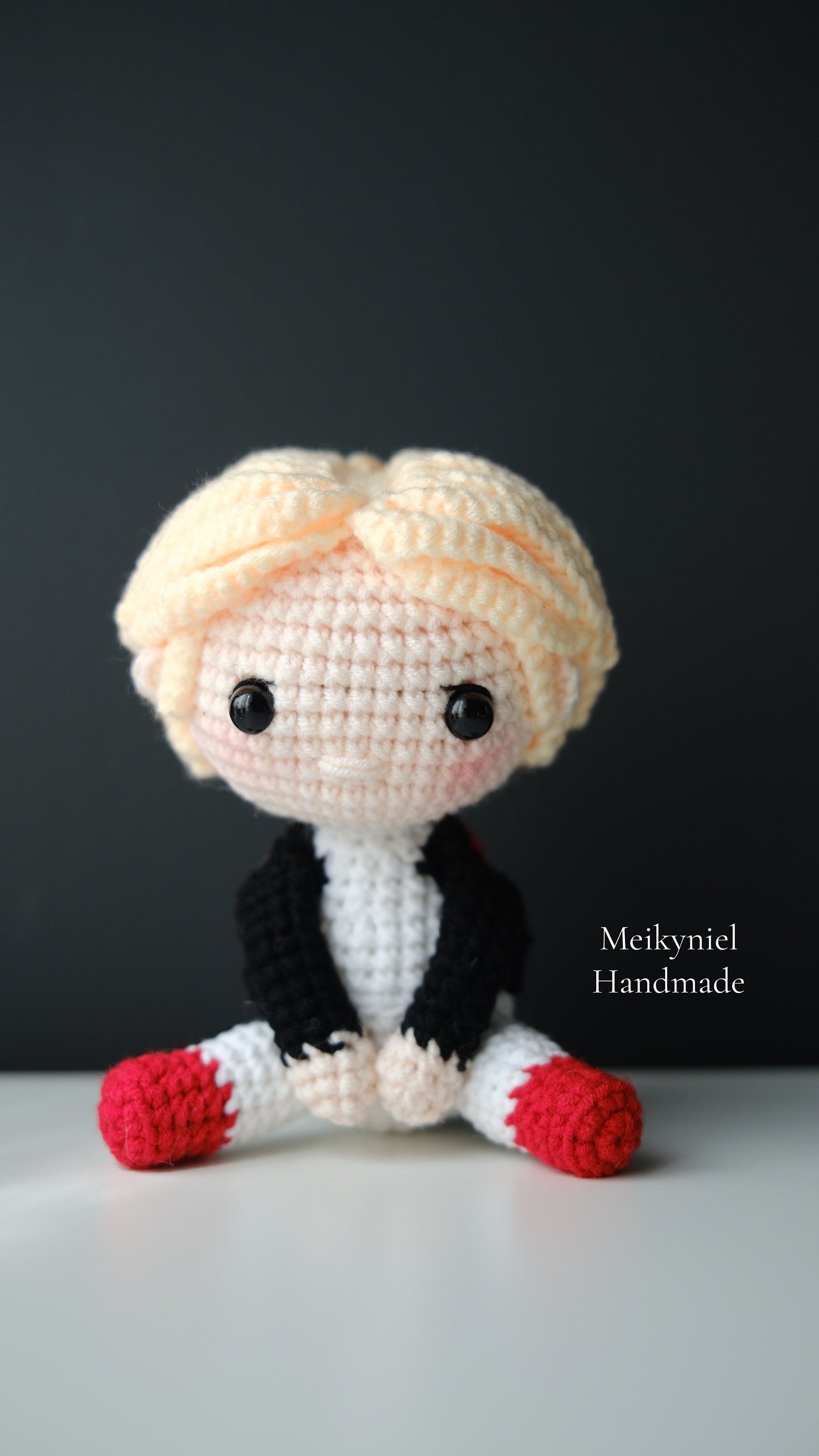 Crochet Pattern : Jimin K-pop Amigurumi - Etsy Canada