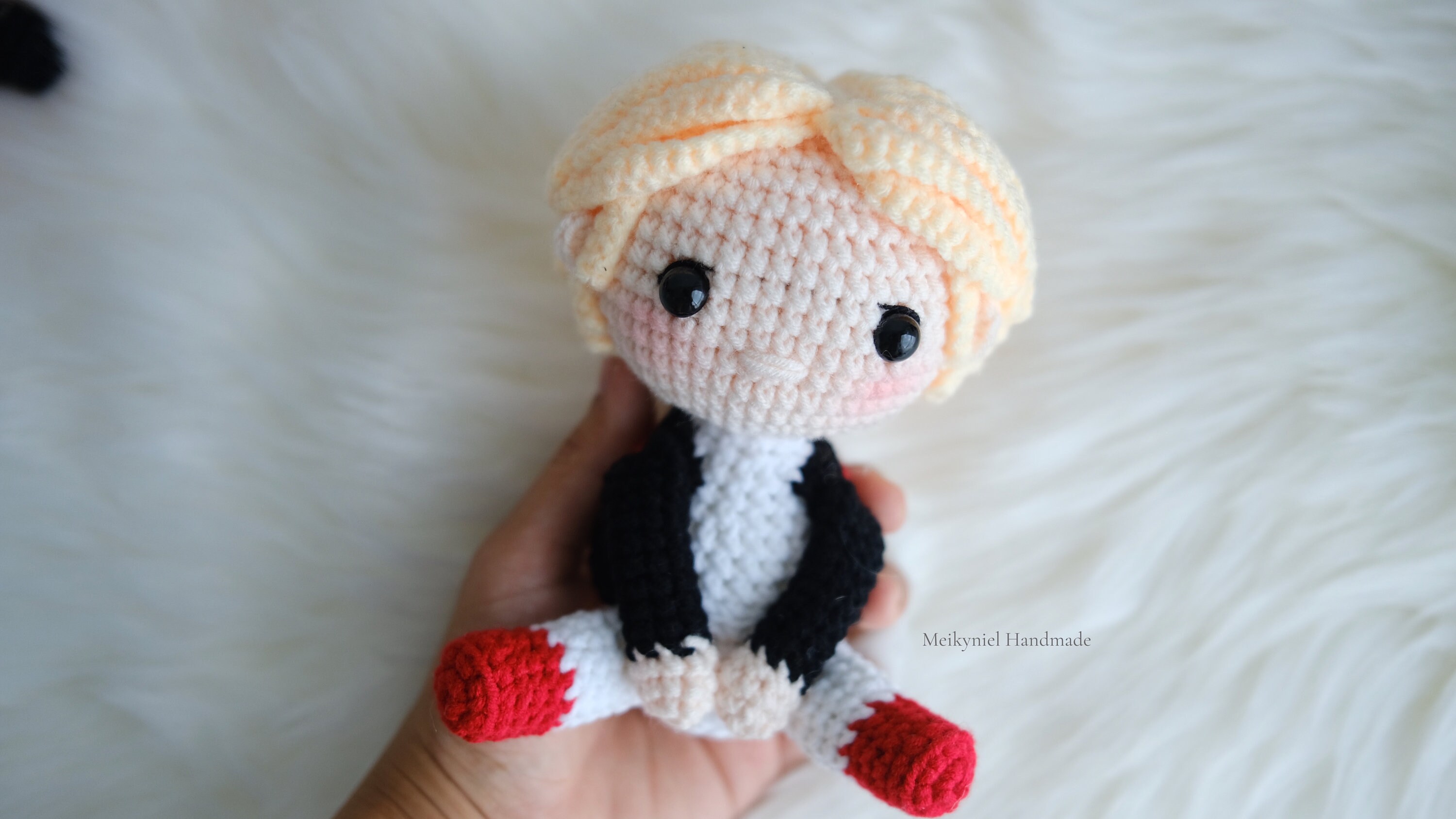 Crochet Pattern : Jimin K-pop Amigurumi - Etsy Canada