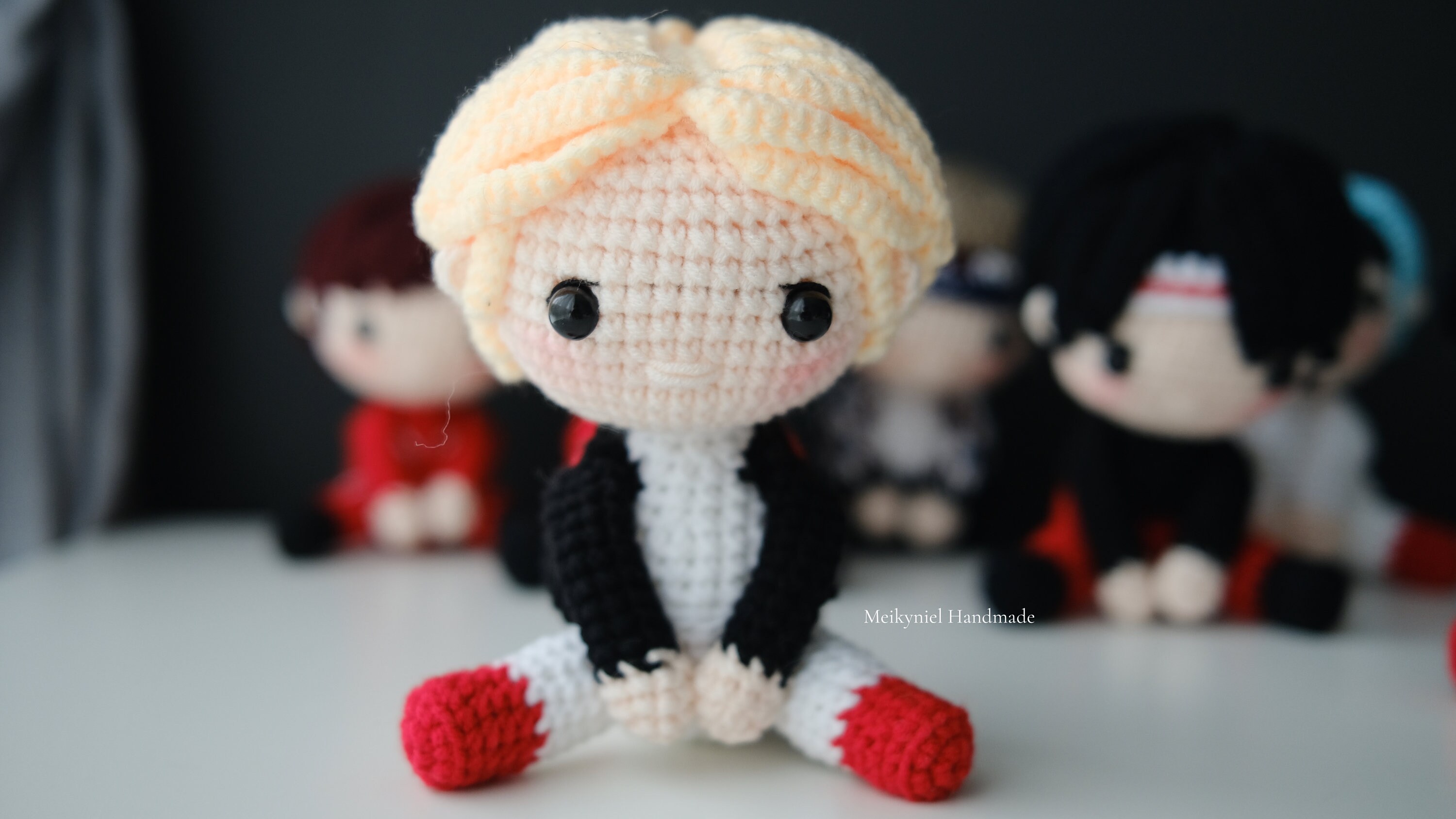Crochet Pattern : Jimin K-pop Amigurumi - Etsy Canada