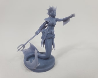 Dwarf Female Barkeep Mini DND Pathfinder Dungeons & Dragons RPG ...