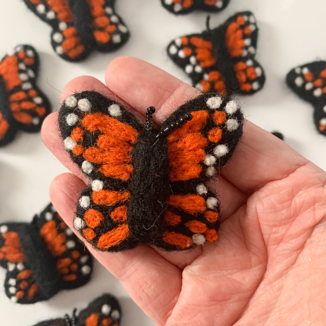 1 Felt Monarch Butterfly - 5cm | Felt Bugs, Bug Toys, Butterfly Decor ...
