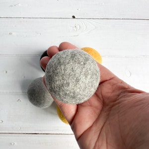 5 Construction Colour Extra Large Felt Balls | Dryer Ball, Sensory Play ...
