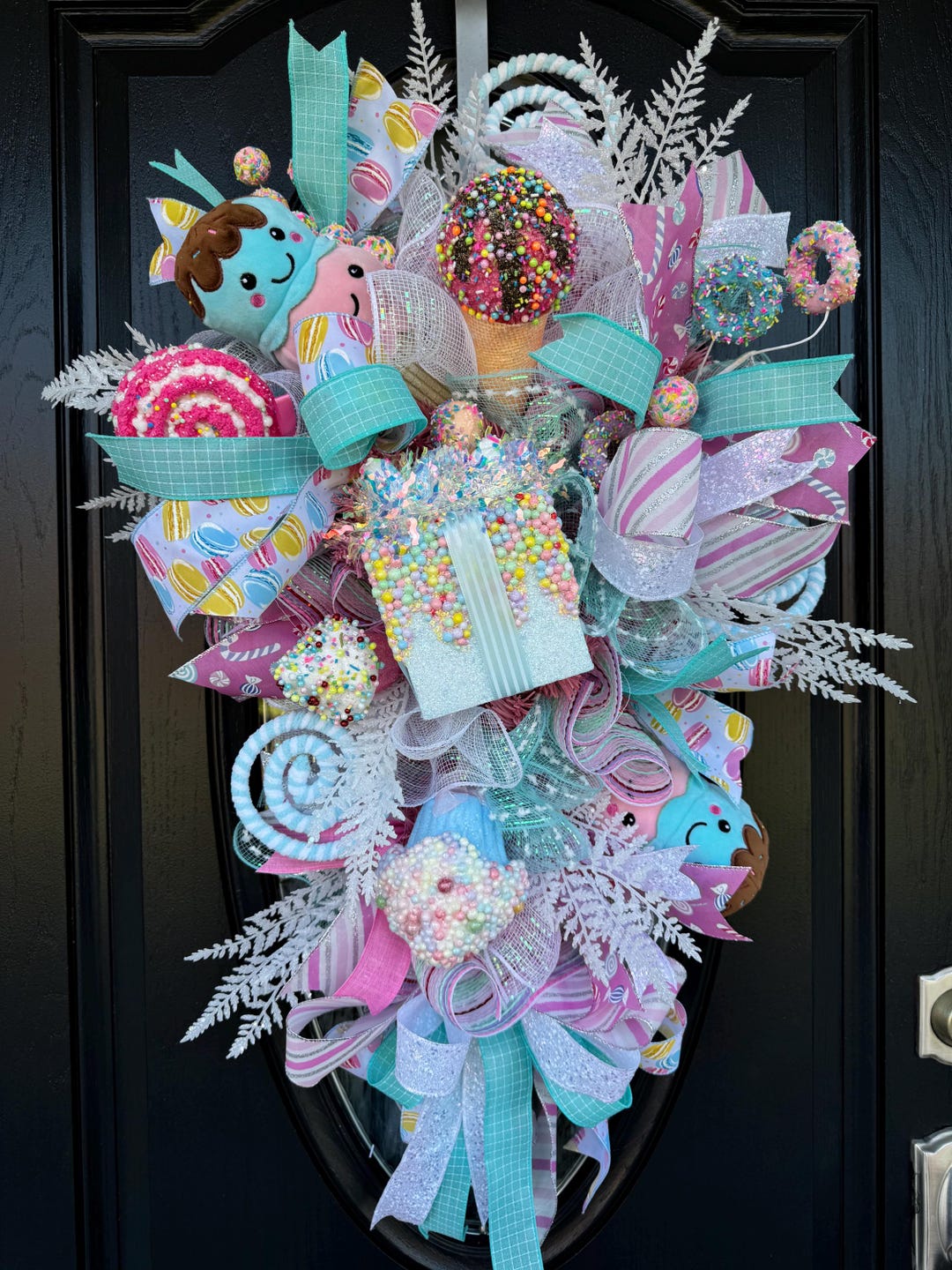 Whimsical Christmas Sweets Wreath, Candy Front Door Wreath, Ice Cream ...